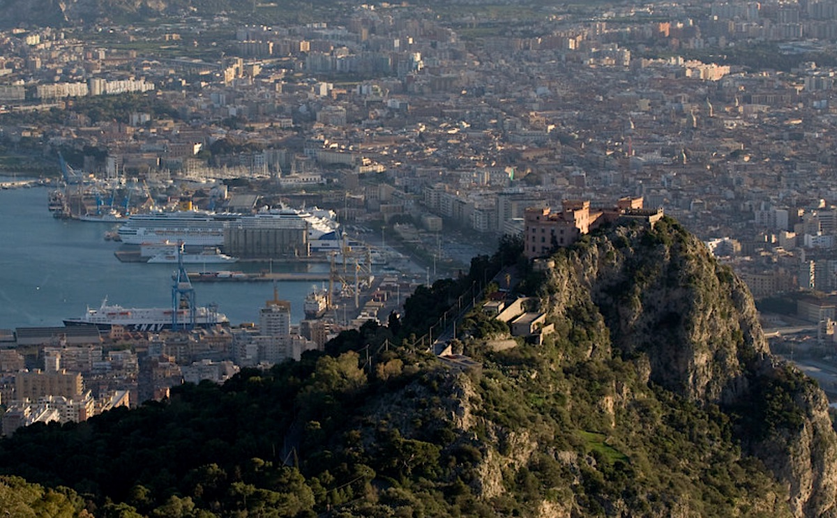 Castello Utveggio di Palermo, dimora storica sul promontorio più bello ...