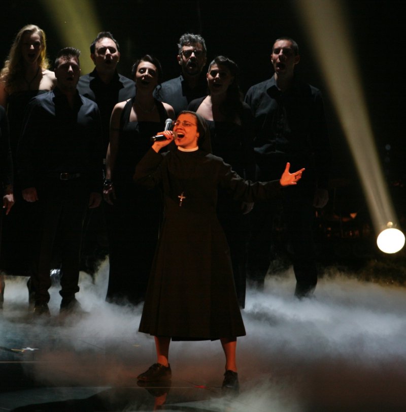 THE VOICE OF ITALY LE 12 VOCI CHE PASSANO AL TERZO LIVE Suor Cristina Scuccia di Comiso arriva ...