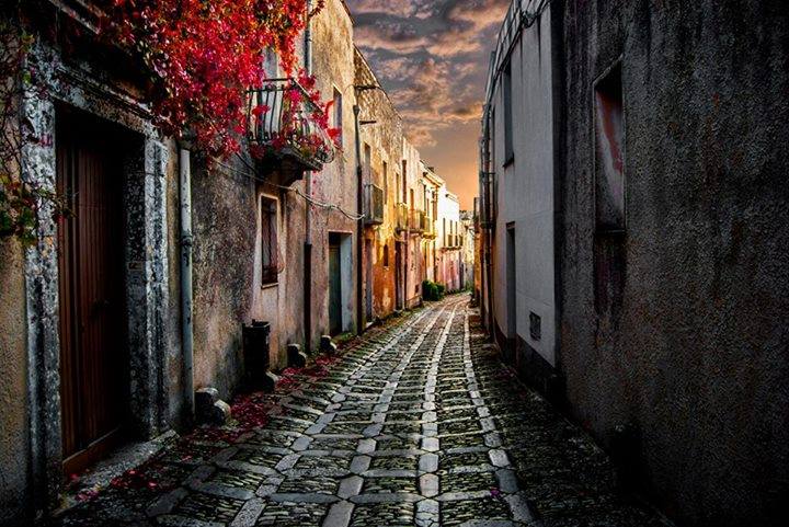 Ritorna la funivia Trapani-Erice, il mezzo di trasporto più suggestivo ...