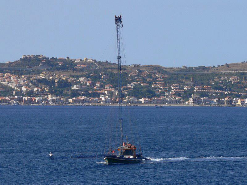 La pesca del pesce spada, una tradizione tutta siciliana - Siciliafan