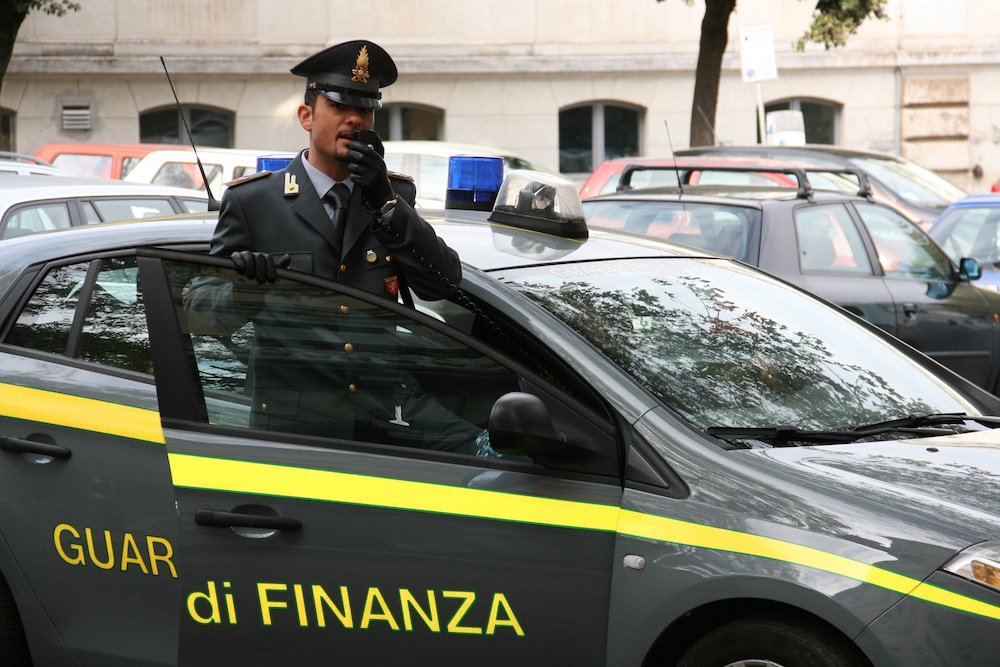 Lavoro: nuovo bando della Guardia di Finanza, disponibili oltre 600 ...