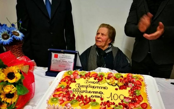 Palermo: nonna Maria Anna Li Sacchi festeggia 100 anni - Siciliafan