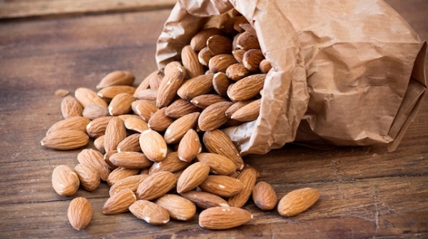 Tutti i benefici delle mandorle - Siciliafan