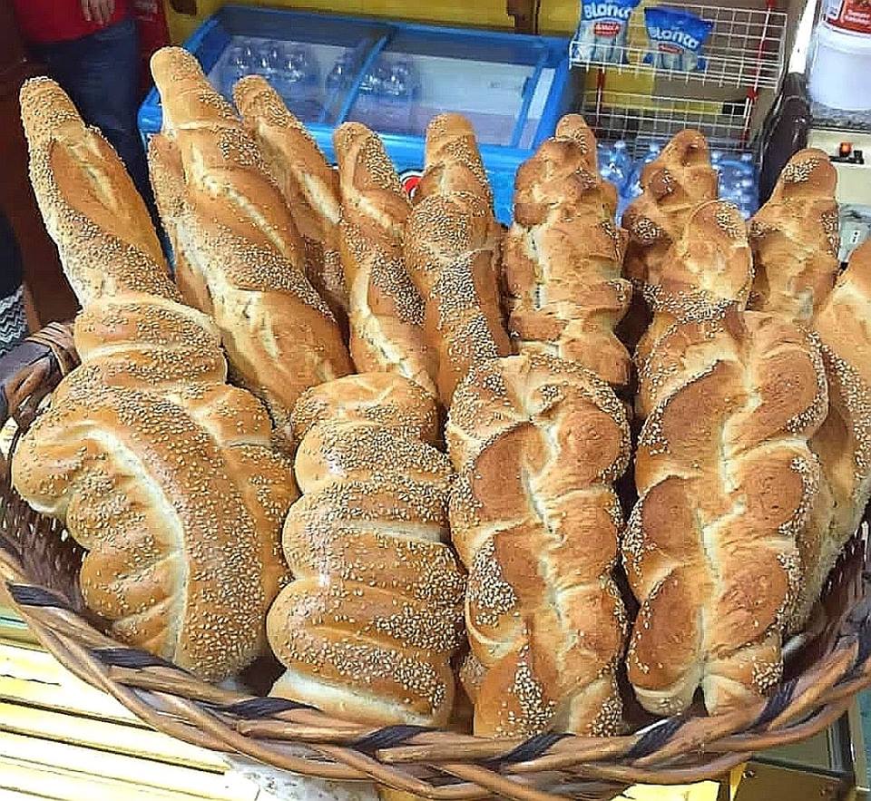 Come fare il Torcigliato, ricetta del pane palermitano croccante ...
