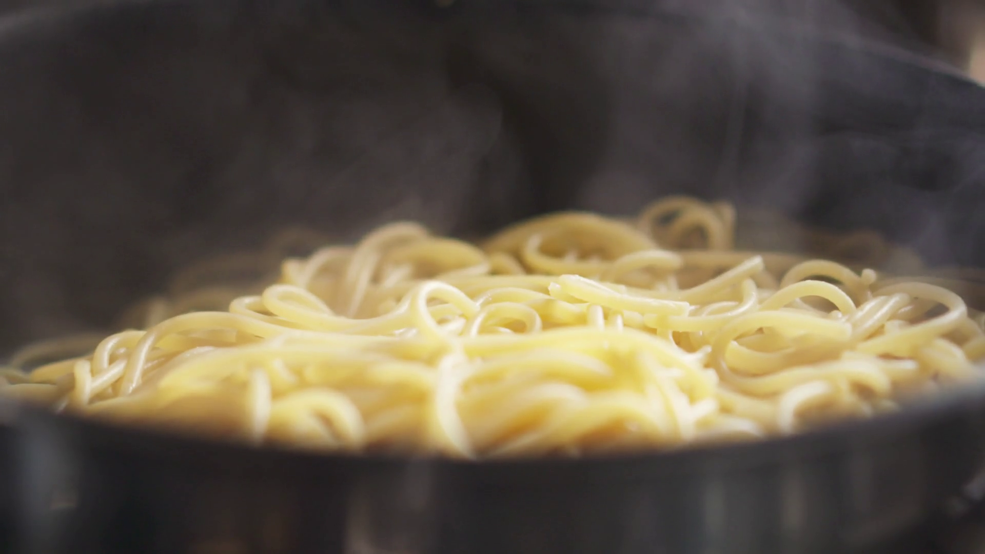Pasta fritta alla Siracusana ricetta inventata da un diplomatico ...