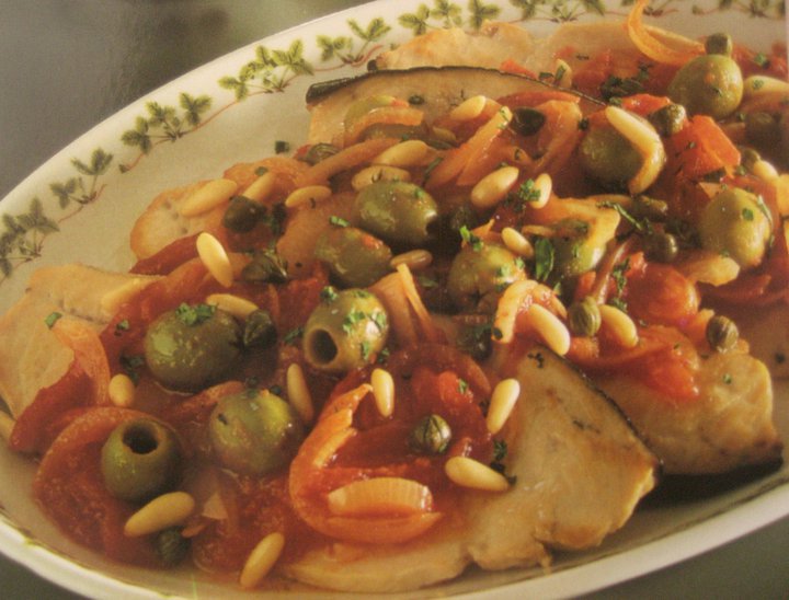 Pesce Spada alla Ghiotta: la ricetta siciliana per i golosi - Siciliafan