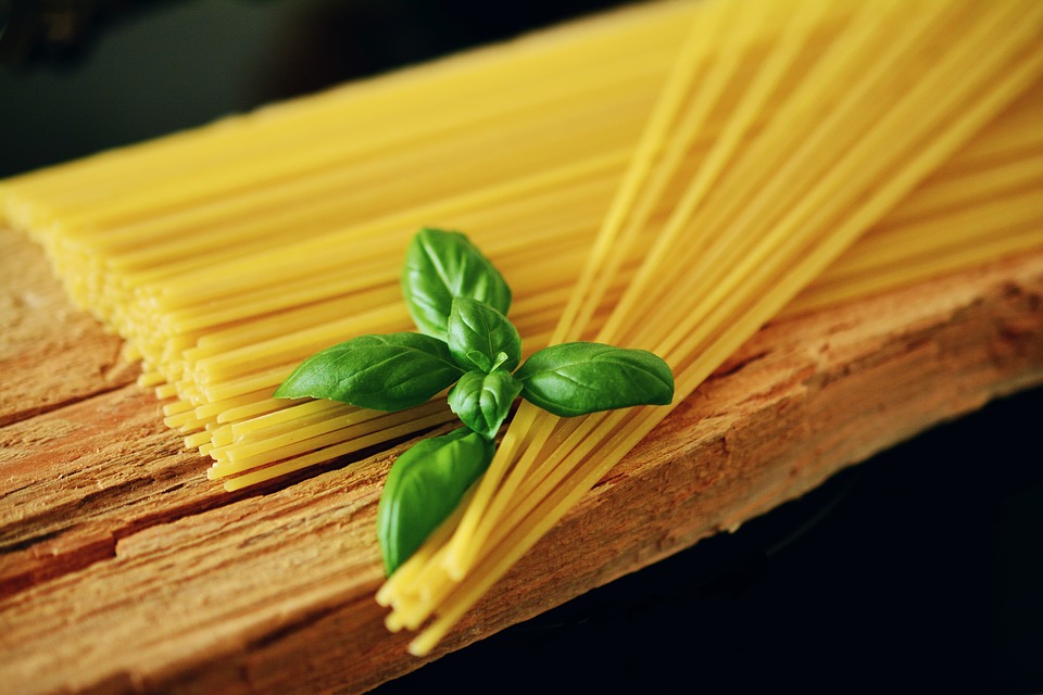 Spaghetti al basilico, la ricetta che non ti aspetti - Siciliafan