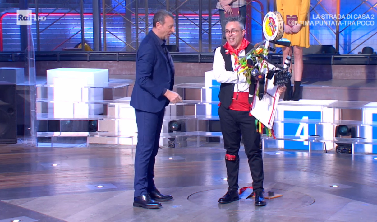 Massimo Garaffa, l'uomo-orchestra siciliano incanta il pubblico di Rai ...