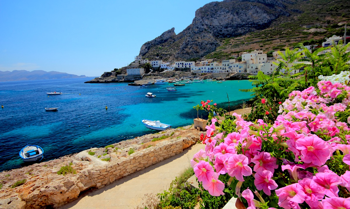 Cosa vedere a Levanzo, la più piccola e romantica delle Egadi - Siciliafan