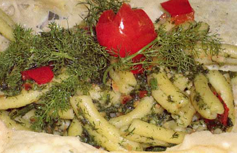 La ricetta siciliana dei Maccheroncelli al Pesto Nisseno - Siciliafan