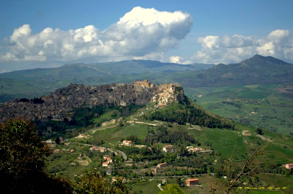 Porta di Janniscuru, l'ultimo baluardo a difesa di Enna - Siciliafan