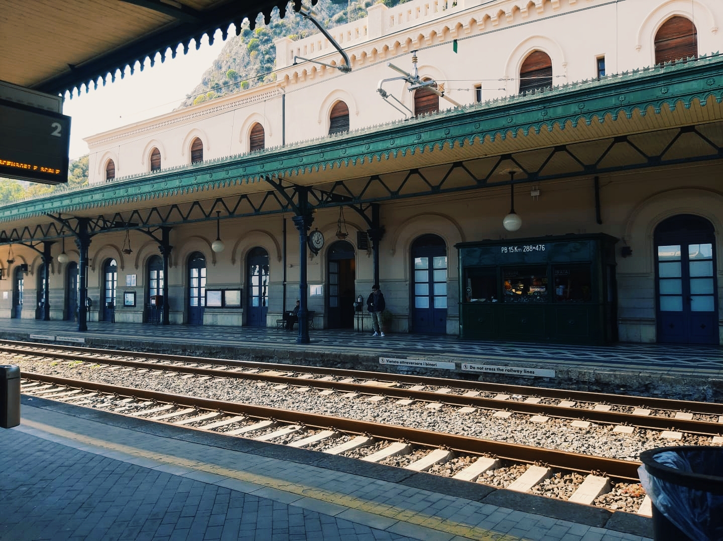 Stazione di Taormina-Giardini, la più elegante e una delle più belle d ...