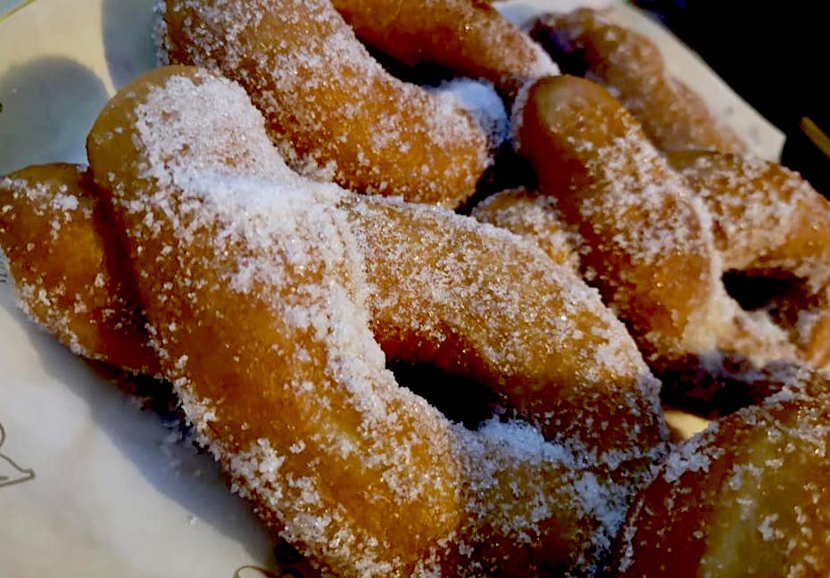 Graffe Catanesi, ricetta del dolce adatto a tutte le occasioni - Siciliafan