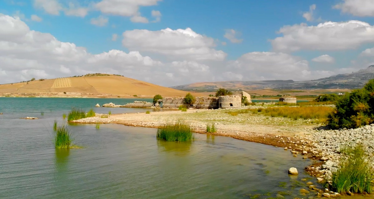 Riemerge il Fortino di Mazzallakkar dal Lago Arancio - Siciliafan