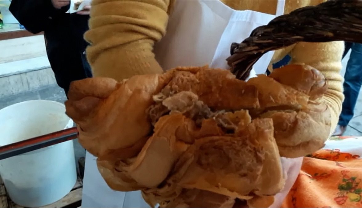Street food esagerato: soltanto a Ballarò il cornetto salato si fa con ...