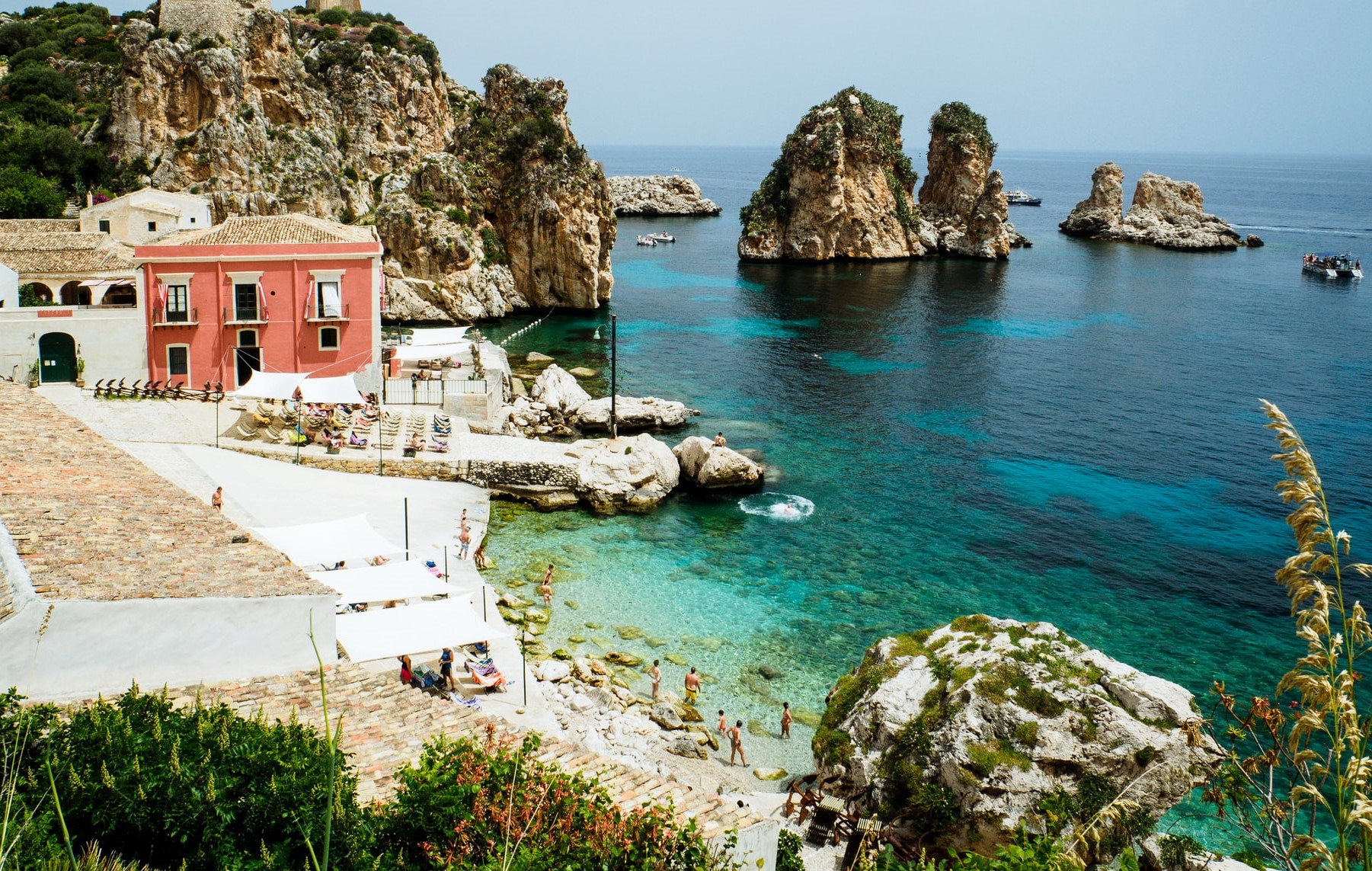 Scopello, cosa vedere e come raggiungere il borgo e la spiaggia