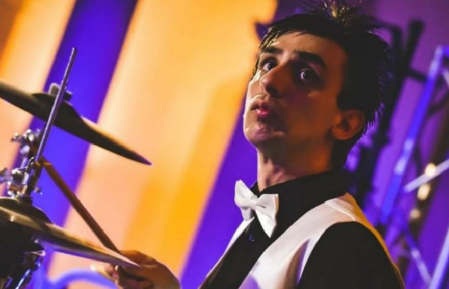 Stefano Asaro, un batterista mazarese a Sanremo - Siciliafan