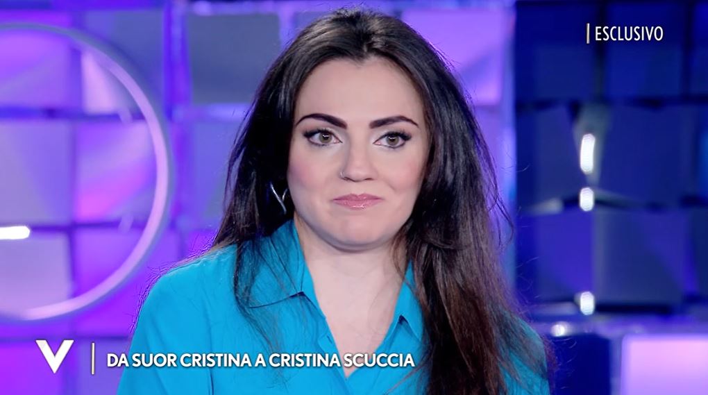 Verissimo, la nuova vita di Suor Cristina: "I primi abiti che ho indossato sono stati dei jeans ...