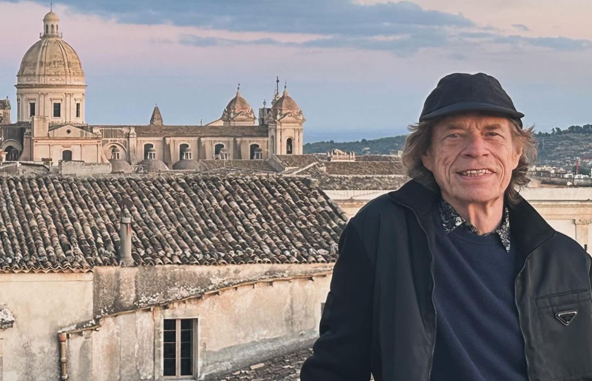 Mick Jagger cerca ispirazione per la sua musica tra le meraviglie della ...