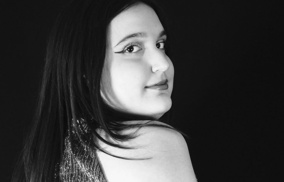 “Perdersi Dentro”, il primo singolo dell'artista siciliana Laura ...