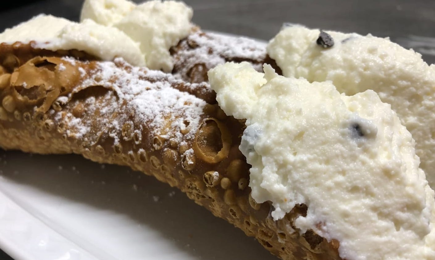 Dattilo Cibus Fest, il cannolo siciliano "Dolce della Pace" - Siciliafan