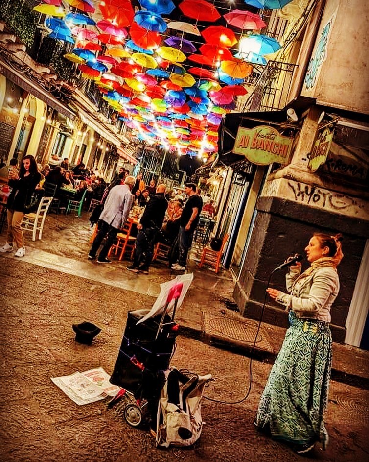 Lunaspina Caruso, da artista di strada in Sicilia ai riflettori di X Factor