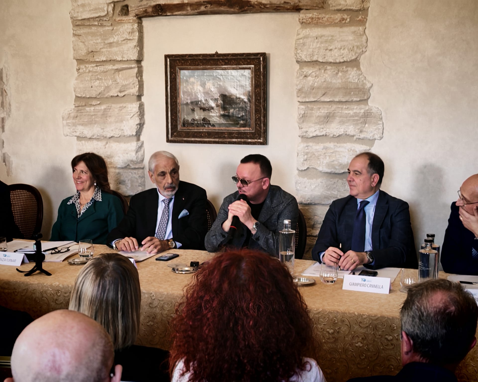 Gigi D'Alessio in concerto a Palermo per beneficenza con la Fondazione ...